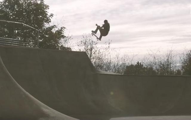 Bienvenue chez les pros Greyson Fletcher - Beachbrother Magazine